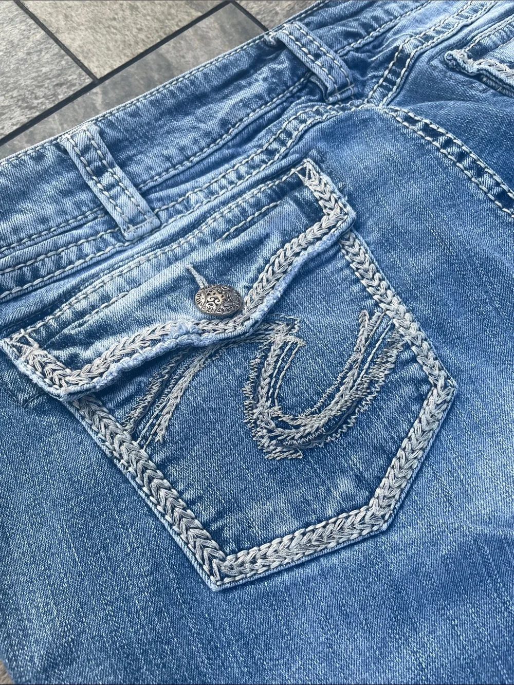 Silver Jeans | Jeans | Silver Jeans Co Suki Mid Rise Curvy Flap Pocket ...